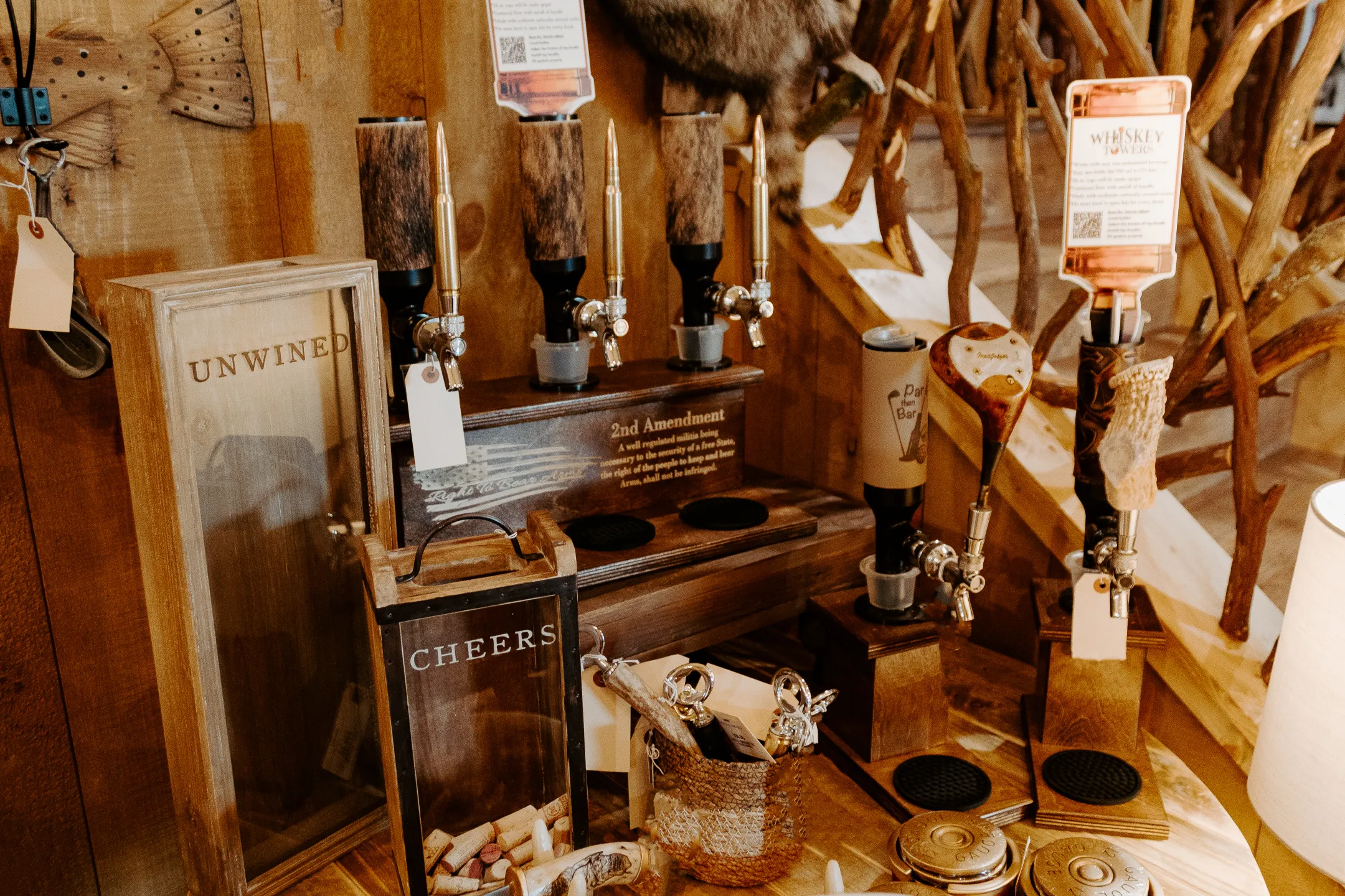 Dining/Kitchen + Bar Décor | Mountain Top Furniture